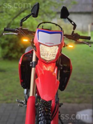 Honda CRF 300L 2021 in Riga, with an engine capacity of 0.29 L and mileage of 0 thousand km for 4800 €, photo 9 on AUTOMOTO.COM.LV