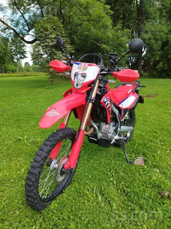 Honda CRF 300L 2025 in Valmiera, with an engine capacity of 0.29 L and mileage of 0 thousand km for 5550 €, photo 1 on AUTOMOTO.COM.LV