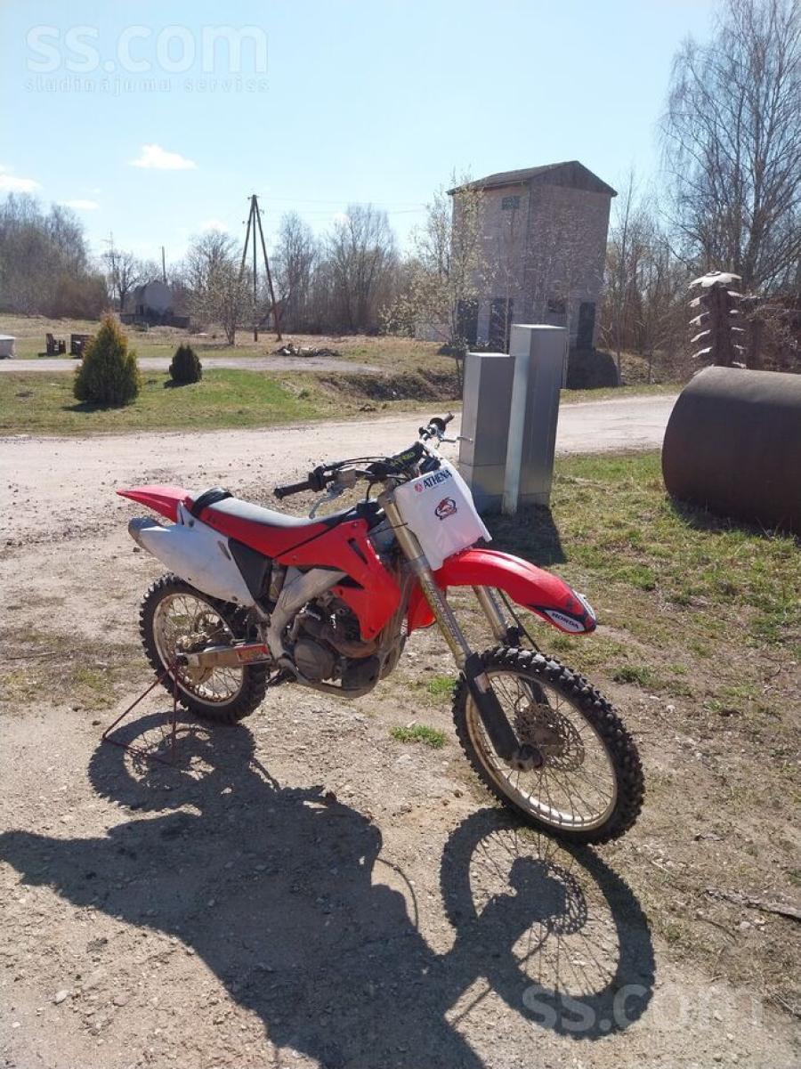Honda CRF 450 2008 in Dobele, with an engine capacity of 0.45 L and mileage of 0 thousand km for 2000 €, photo 1 on AUTOMOTO.COM.LV