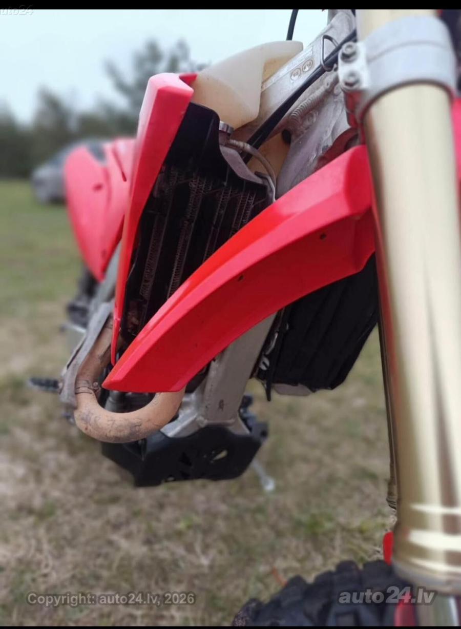 Honda CRF 450 2020 in Tallinn, with an engine capacity of 0.00 L and mileage of 0 thousand km for 3200 €, photo 4 on AUTOMOTO.COM.LV