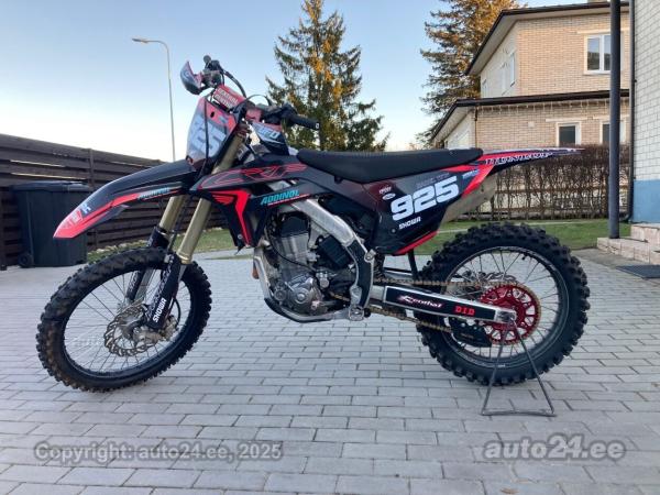 Honda CRF 450 2021 in Voru, with an engine capacity of 0.00 L and mileage of 0 thousand km for 3500 €, photo 1 on AUTOMOTO.COM.LV