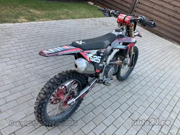 Honda CRF 450 2021 in Voru, with an engine capacity of 0.00 L and mileage of 0 thousand km for 3500 €, photo 5 on AUTOMOTO.COM.LV