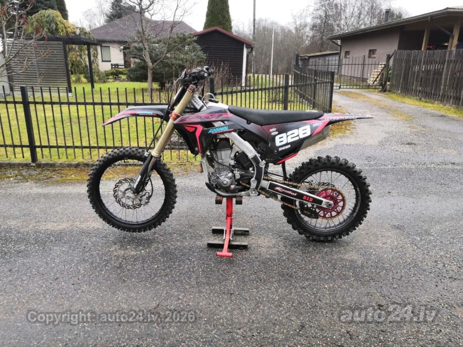 Honda CRF 450 2021 in Parnu, with an engine capacity of 0.45 L and mileage of 164 thousand km for 3600 €, photo 2 on AUTOMOTO.COM.LV