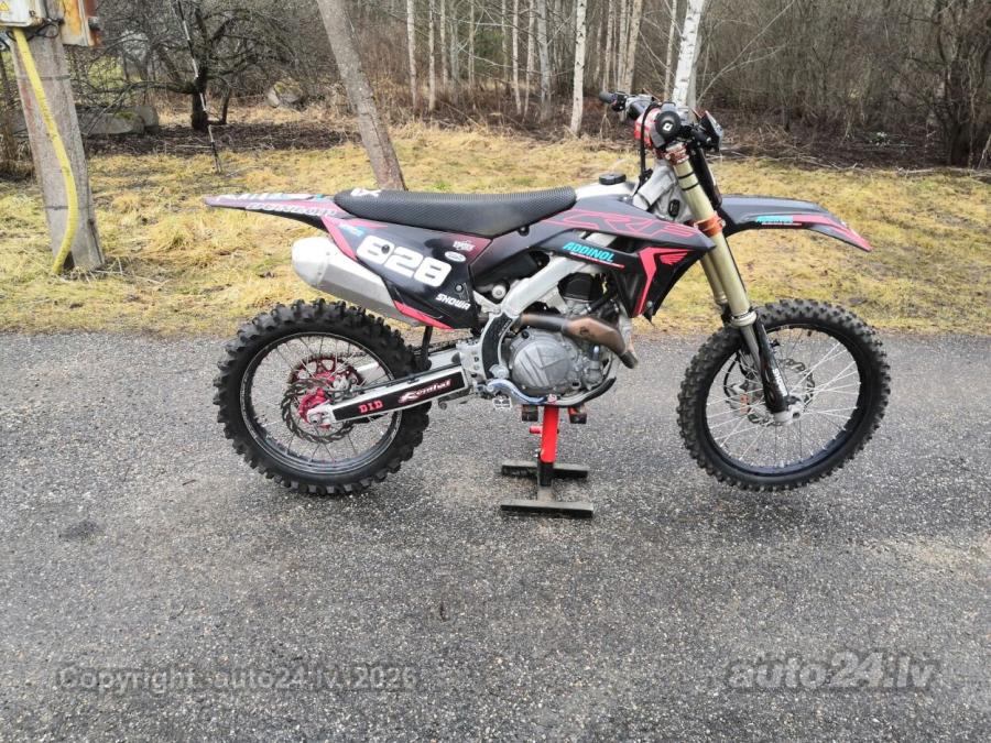 Honda CRF 450 2021 in Parnu, with an engine capacity of 0.45 L and mileage of 164 thousand km for 3600 €, photo 4 on AUTOMOTO.COM.LV