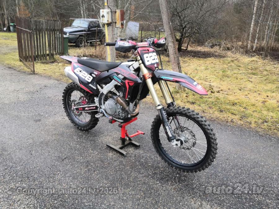 Honda CRF 450 2021 in Parnu, with an engine capacity of 0.45 L and mileage of 164 thousand km for 3600 €, photo 5 on AUTOMOTO.COM.LV