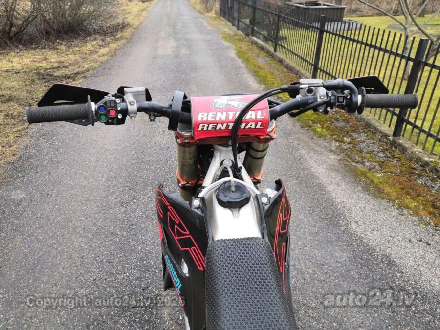 Honda CRF 450 2021 in Parnu, with an engine capacity of 0.45 L and mileage of 164 thousand km for 3600 €, photo 6 on AUTOMOTO.COM.LV