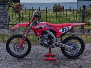 Хонда CRF 450 2021 в Таллин, объемом двигателя 0.00 л и пробегом 91 тыс. км за 4100 €, фото 6 на AUTOMOTO.COM.LV