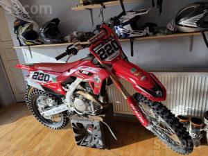 Honda CRF 450 2025 in Saldus, with an engine capacity of 0.45 L and mileage of 0 thousand km for 5000 €, photo 1 on AUTOMOTO.COM.LV