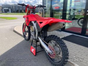 Honda CRF 450 2026 in Tallinn, with an engine capacity of 0.45 L and mileage of 0 thousand km for 5700 €, photo 4 on AUTOMOTO.COM.LV