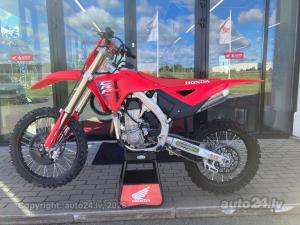 Honda CRF 450 2026 Tallina, ar dzinēja tilpumu 0.00 L un nobraukumu 0 tūkst. km par 5700 €, foto  vietnē AUTOMOTO.COM.LV