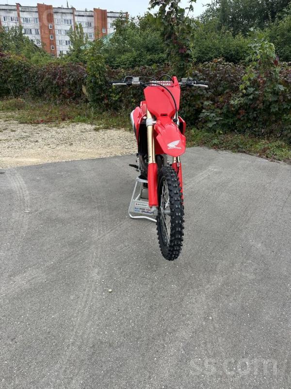 Honda CRF 450 2026 in Ogre on AUTOMOTO.COM.LV Honda CRF 450 2026 in Ogre, with an engine capacity of 0.45 L and mileage of 0 thousand km for 5500 €, photo 1 on AUTOMOTO.COM.LV
