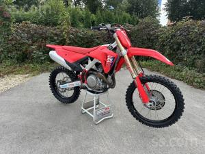 Honda CRF 450 2026 in Ogre, with an engine capacity of 0.45 L and mileage of 0 thousand km for 5500 €, photo 8 on AUTOMOTO.COM.LV