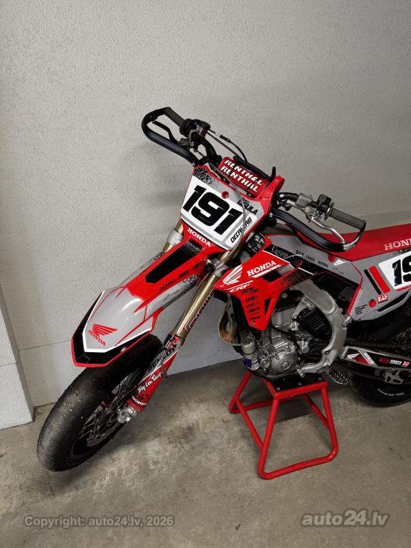 Red Honda CRF 450 2021 in Tallinn, with an engine capacity of 0.45 L and mileage of 55 thousand km for 6500 €, photo 2 on AUTOMOTO.COM.LV