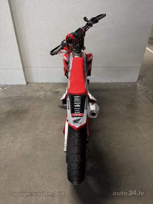 Red Honda CRF 450 2021 in Tallinn, with an engine capacity of 0.45 L and mileage of 55 thousand km for 6500 €, photo 5 on AUTOMOTO.COM.LV