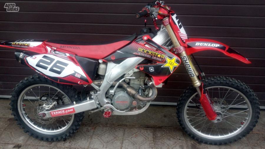 Honda CRF 450R 2006 Panevēža, ar dzinēja tilpumu 0.00 L un nobraukumu 0 tūkst. km par 1700 €, foto 1 vietnē AUTOMOTO.COM.LV