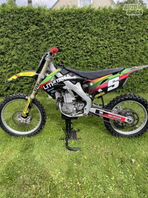 Honda CRF 450R 2010 in Pasvalys, with an engine capacity of 0.45 L and mileage of 0 thousand km for 2200 €, photo  on AUTOMOTO.COM.LV