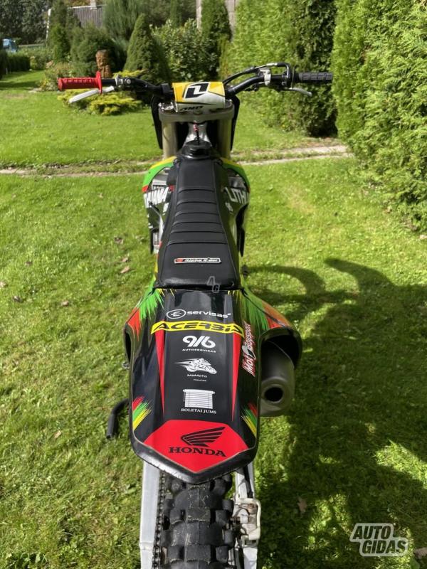 Хонда CRF 450R 2010 в Пасвалис, объемом двигателя 0.45 л и пробегом 0 тыс. км за 2200 €, фото 7 на AUTOMOTO.COM.LV