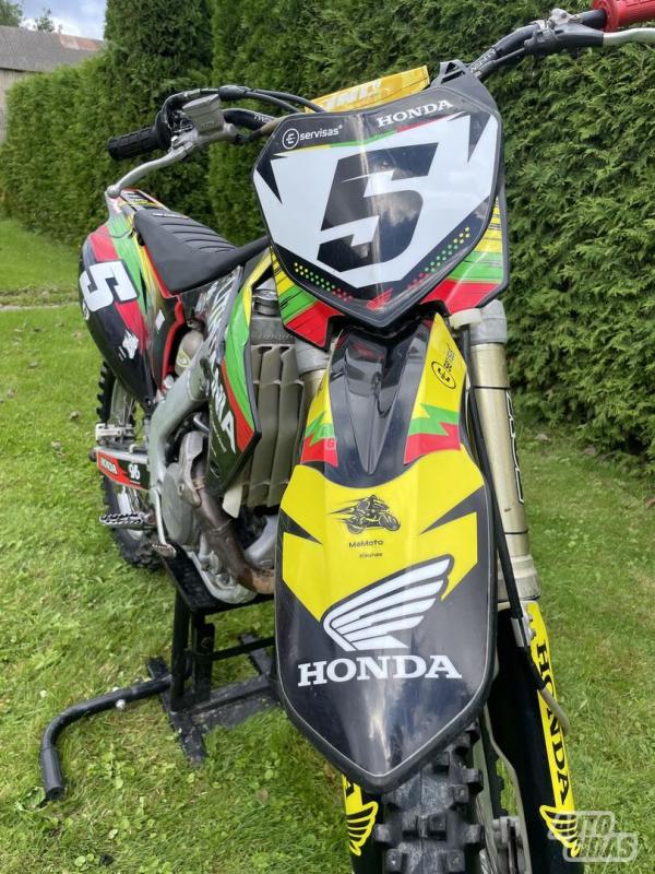 Хонда CRF 450R 2010 в Пасвалис, объемом двигателя 0.45 л и пробегом 0 тыс. км за 2200 €, фото 9 на AUTOMOTO.COM.LV