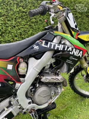 Honda CRF 450R 2010 in Pasvalys, with an engine capacity of 0.45 L and mileage of 0 thousand km for 2200 €, photo 11 on AUTOMOTO.COM.LV