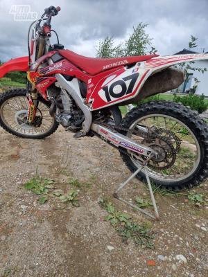 Хонда CRF 450R 2011 в Клайпеда, объемом двигателя 0.00 л и пробегом 0 тыс. км за 1900 €, фото  на AUTOMOTO.COM.LV