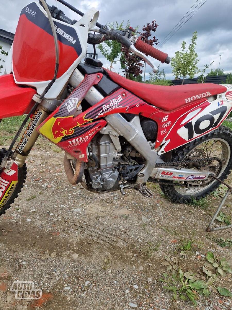 Honda CRF 450R 2011 in Klaipeda, with an engine capacity of 0.00 L and mileage of 0 thousand km for 1900 €, photo 3 on AUTOMOTO.COM.LV