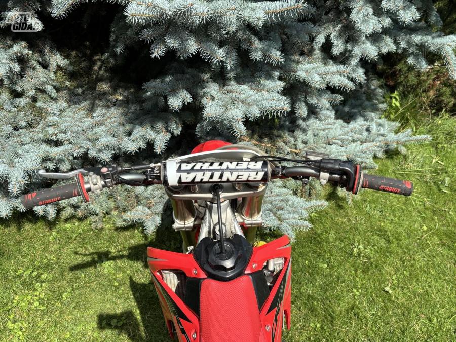 Honda CRF 450R 2011 in Kaunas, with an engine capacity of 0.00 L and mileage of 0 thousand km for 2200 €, photo 7 on AUTOMOTO.COM.LV