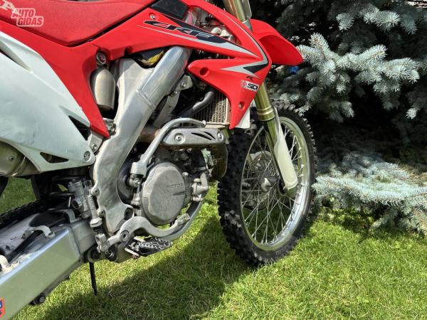 Honda CRF 450R 2011 in Kaunas, with an engine capacity of 0.00 L and mileage of 0 thousand km for 2200 €, photo 9 on AUTOMOTO.COM.LV