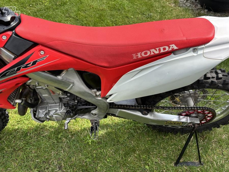 Honda CRF 450R 2011 in Kaunas, with an engine capacity of 0.00 L and mileage of 0 thousand km for 2200 €, photo 14 on AUTOMOTO.COM.LV