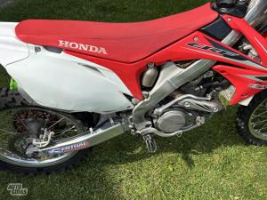 Honda CRF 450R 2011 in Kaunas, with an engine capacity of 0.00 L and mileage of 0 thousand km for 2200 €, photo 15 on AUTOMOTO.COM.LV