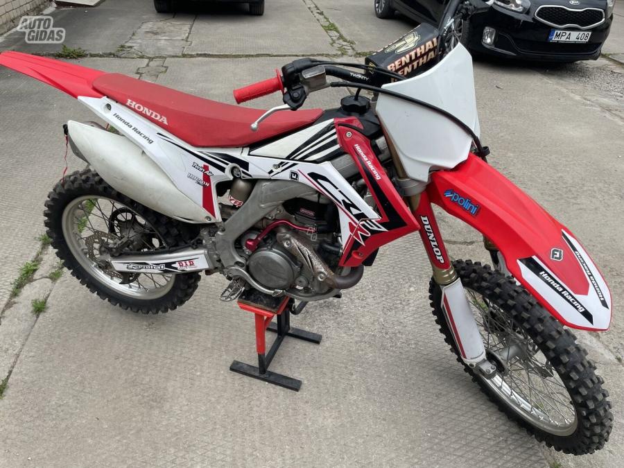 Honda CRF 450R 2015 in Kupiskis, with an engine capacity of 0.00 L and mileage of 0 thousand km for 2600 €, photo 5 on AUTOMOTO.COM.LV