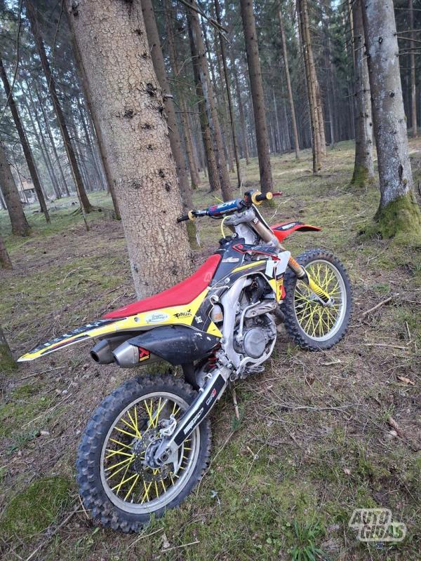 Honda CRF 450R 2016 in Kaunas, with an engine capacity of 0.00 L and mileage of 0 thousand km for 1800 €, photo 2 on AUTOMOTO.COM.LV