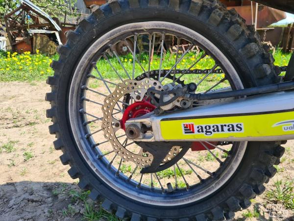 Хонда CRF 450R 2016 в Шилуте, объемом двигателя 0.45 л и пробегом 0 тыс. км за 2600 €, фото 8 на AUTOMOTO.COM.LV