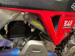 Хонда CRF 450R 2022 в Валмиера, объемом двигателя 0.45 л и пробегом 0 тыс. км за 7500 €, фото 7 на AUTOMOTO.COM.LV