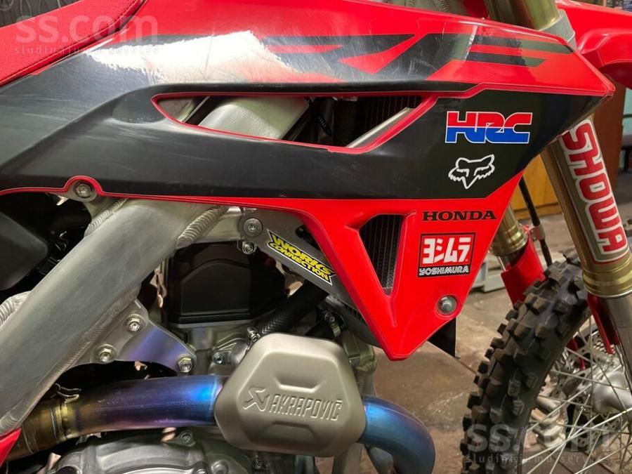 Хонда CRF 450R 2022 в Валмиера, объемом двигателя 0.45 л и пробегом 0 тыс. км за 7500 €, фото 10 на AUTOMOTO.COM.LV