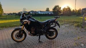 Melns Honda CRF 2020 Tauragė, ar dzinēja tilpumu 1.10 L un nobraukumu 29 tūkst. km par 11500 €, foto 5 vietnē AUTOMOTO.COM.LV