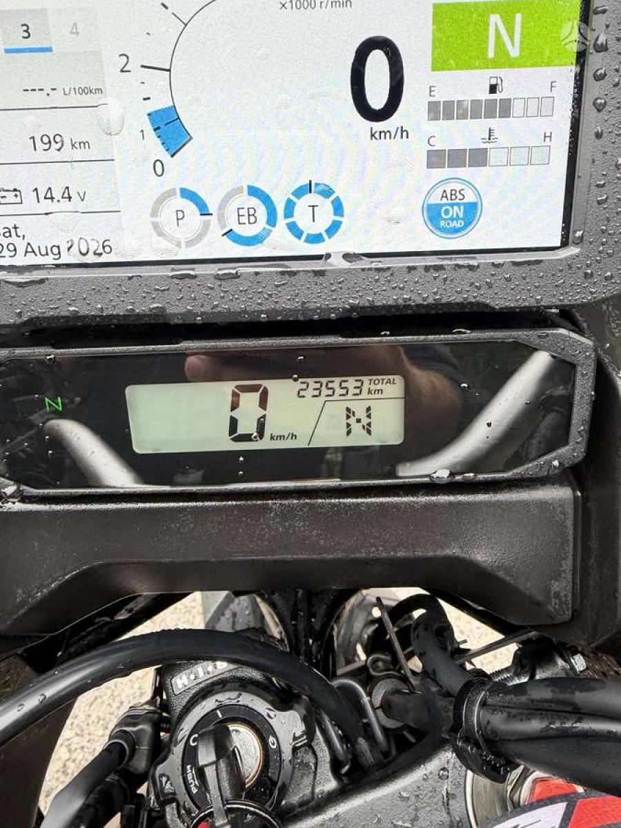 Черный Хонда CRF 2020 в Мажейкяй, объемом двигателя 1.10 л и пробегом 23 тыс. км за 11600 €, фото 9 на AUTOMOTO.COM.LV