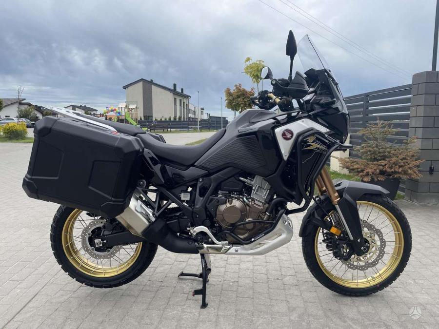 Черный Хонда CRF 2021 в Клайпеда, объемом двигателя 1.10 л и пробегом 19 тыс. км за 13500 €, фото 3 на AUTOMOTO.COM.LV