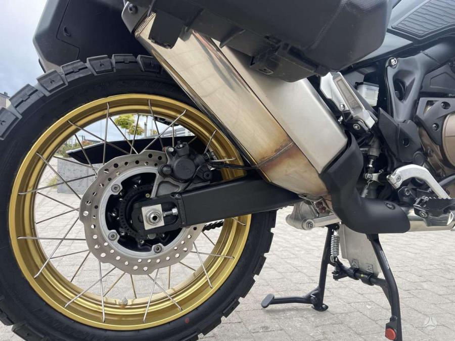 Черный Хонда CRF 2021 в Клайпеда, объемом двигателя 1.10 л и пробегом 19 тыс. км за 13500 €, фото 15 на AUTOMOTO.COM.LV