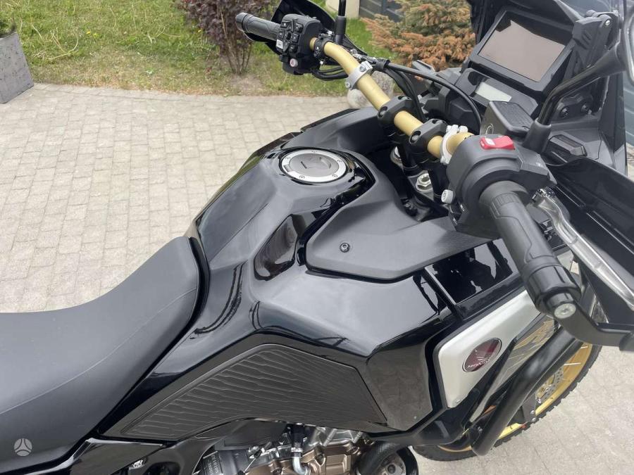 Черный Хонда CRF 2021 в Клайпеда, объемом двигателя 1.10 л и пробегом 19 тыс. км за 13500 €, фото 18 на AUTOMOTO.COM.LV
