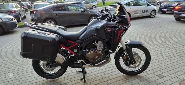 Melns Honda CRF 2021 Viļņa, ar dzinēja tilpumu 1.10 L un nobraukumu 19 tūkst. km par 9400 €, foto 1 vietnē AUTOMOTO.COM.LV