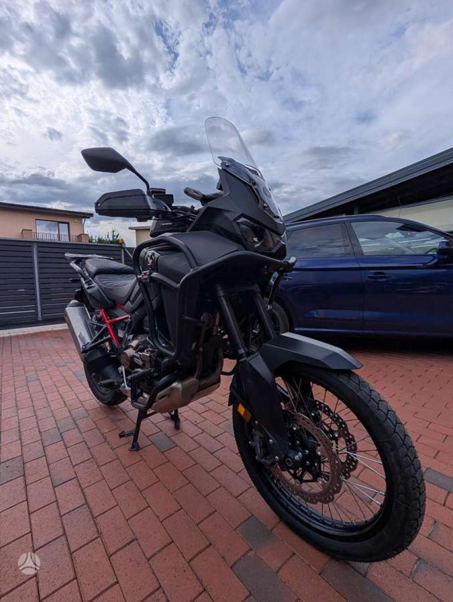 Melns Honda CRF 2022 Kauņa, ar dzinēja tilpumu 1.10 L un nobraukumu 13 tūkst. km par 13000 €, foto 3 vietnē AUTOMOTO.COM.LV