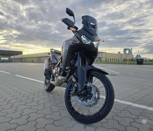 Black Honda CRF 2025 in Vilnius, with an engine capacity of 1.10 L and mileage of 5 thousand km for 14000 €, photo  on AUTOMOTO.COM.LV