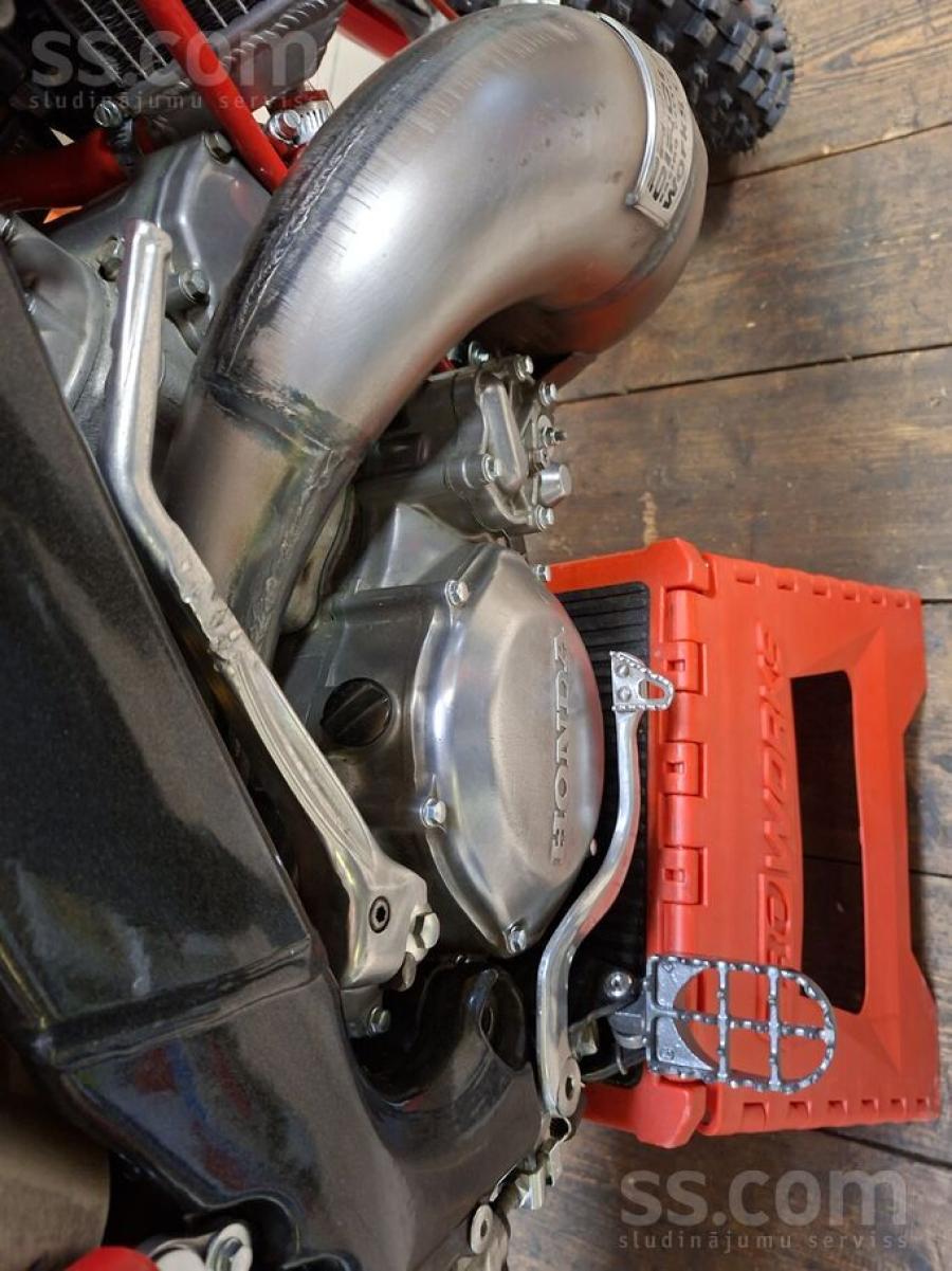 Хонда CRF 2001 в Салдус, объемом двигателя 0.25 л и пробегом 0 тыс. км за 3500 €, фото 5 на AUTOMOTO.COM.LV