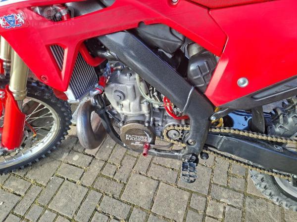 Хонда CRF 2001 в Салдус, объемом двигателя 0.25 л и пробегом 0 тыс. км за 3500 €, фото 6 на AUTOMOTO.COM.LV