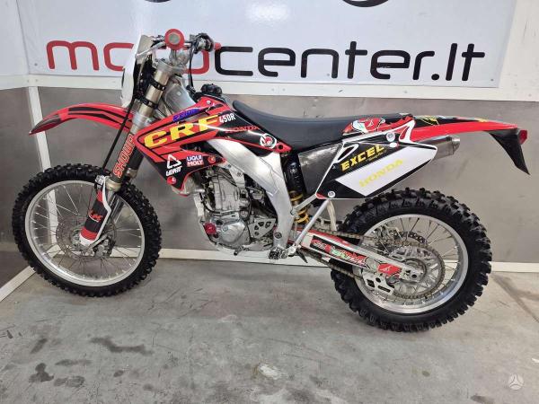 Honda CRF 2002 Kauņa, ar dzinēja tilpumu 0.45 L un nobraukumu 10000 tūkst. km par 2400 €, foto 1 vietnē AUTOMOTO.COM.LV