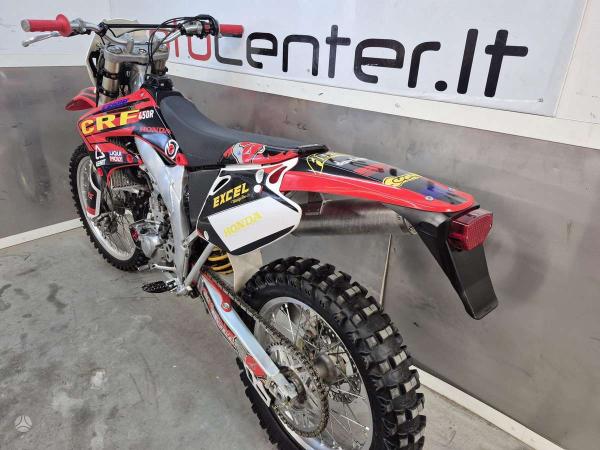 Honda CRF 2002 Kauņa, ar dzinēja tilpumu 0.45 L un nobraukumu 10000 tūkst. km par 2400 €, foto 5 vietnē AUTOMOTO.COM.LV