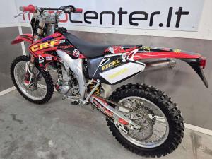 Honda CRF 2002 Kauņa, ar dzinēja tilpumu 0.45 L un nobraukumu 10000 tūkst. km par 2400 €, foto 7 vietnē AUTOMOTO.COM.LV