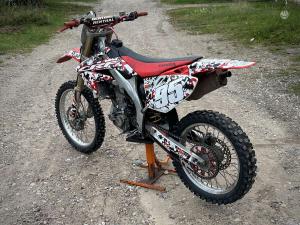 Honda CRF 2006 in Anyksciai, with an engine capacity of 0.45 L and mileage of 5 thousand km for 1450 €, photo 7 on AUTOMOTO.COM.LV