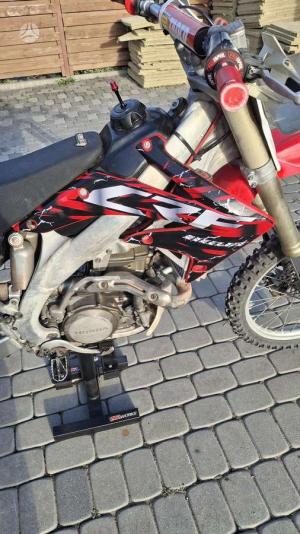 Honda CRF 2006 in Klaipeda, with an engine capacity of 0.45 L and mileage of 0 thousand km for 1200 €, photo 7 on AUTOMOTO.COM.LV