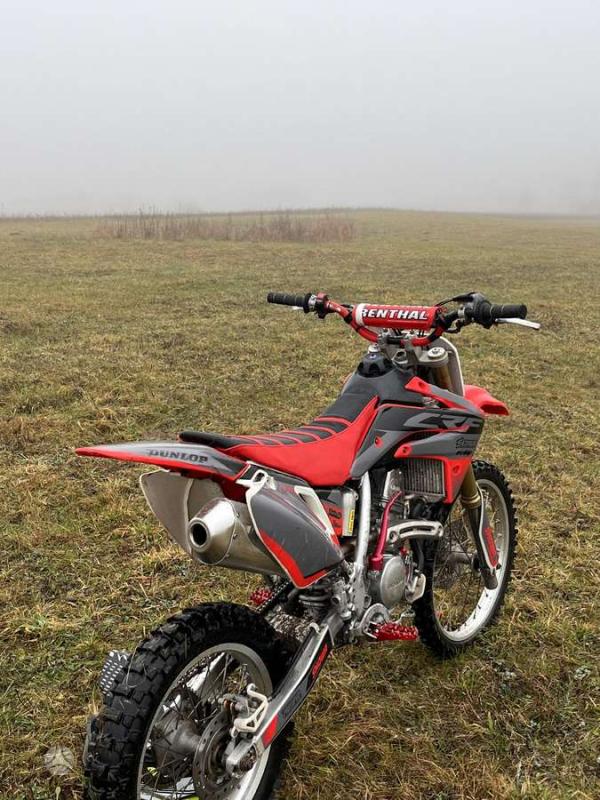 Honda CRF 2007 in Vilnius, with an engine capacity of 0.15 L and mileage of 10 thousand km for 2300 €, photo 7 on AUTOMOTO.COM.LV